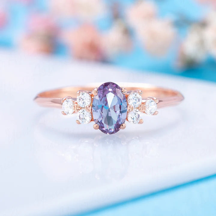 Best Ideas to Combine Alexandrite Rings with Diamonds in Engagement ...